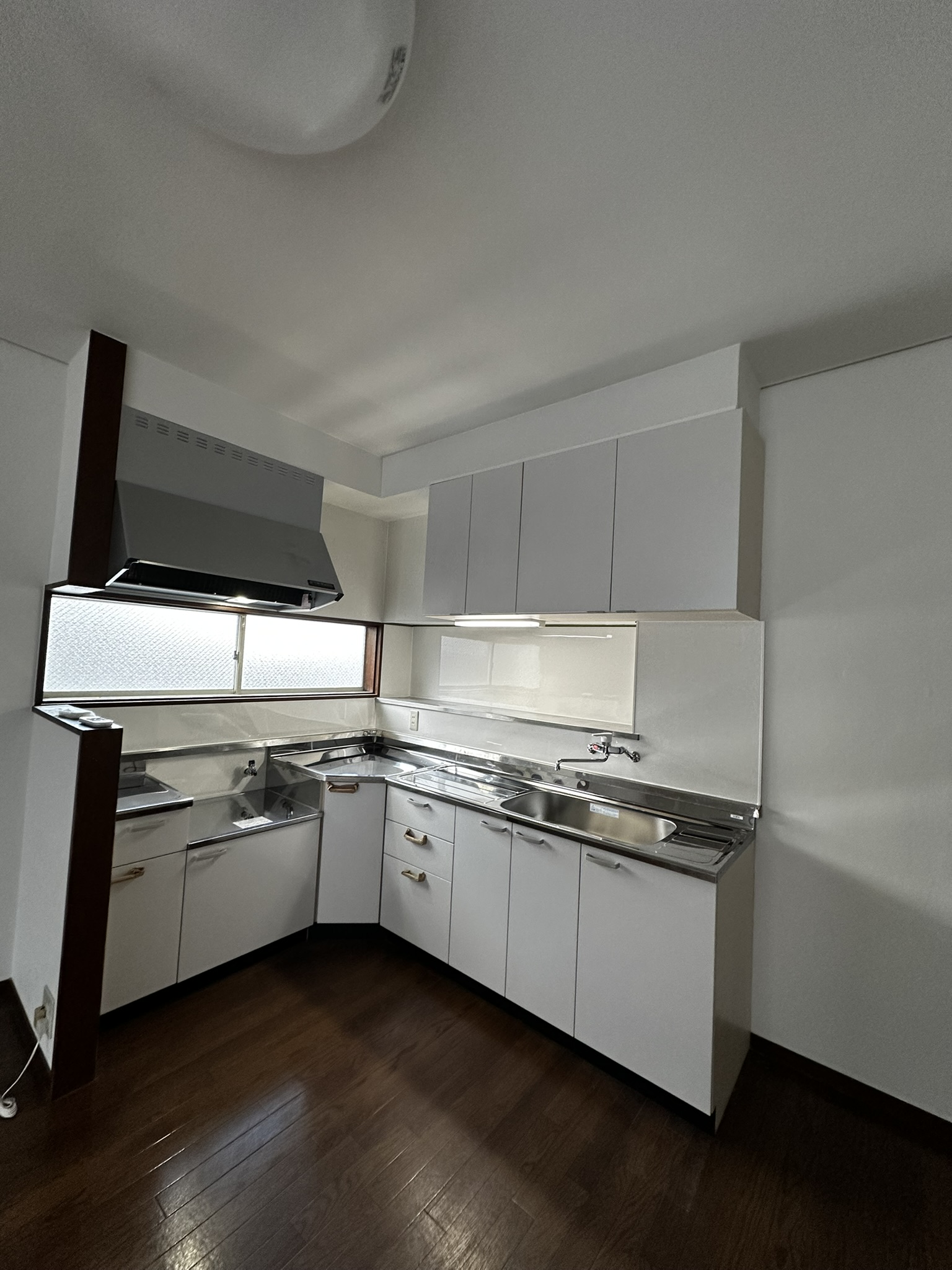 (成約済み)浜乃木2LDK・浴室台所リフォーム完了しました。仲介手数料不要 | 安達不動産有限会社