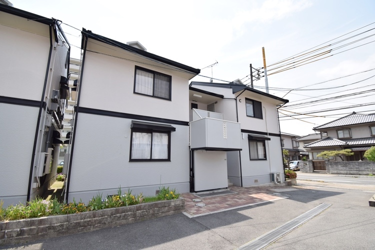 【賃貸】海田町大立町 駐車場1台付き無料3DK 賃貸アパート「セジュール花みずきC棟102」 | 天宝商事株式会社 アパマンショップ海田店