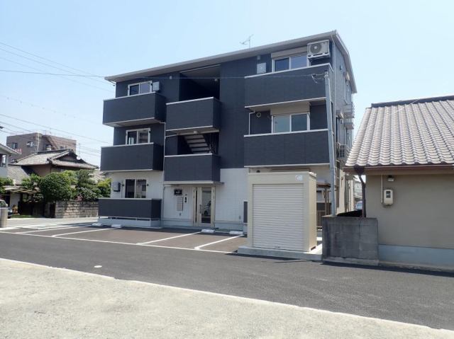 【福山市手城町のZEH仕様賃貸アパート1LDK～インターネット無料！オートロック完備】 | 株式会社トリコム